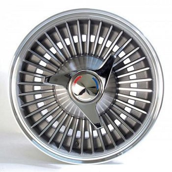 1963-1964 Corvette Knock Off Wheel Set - SouthernCarParts.com