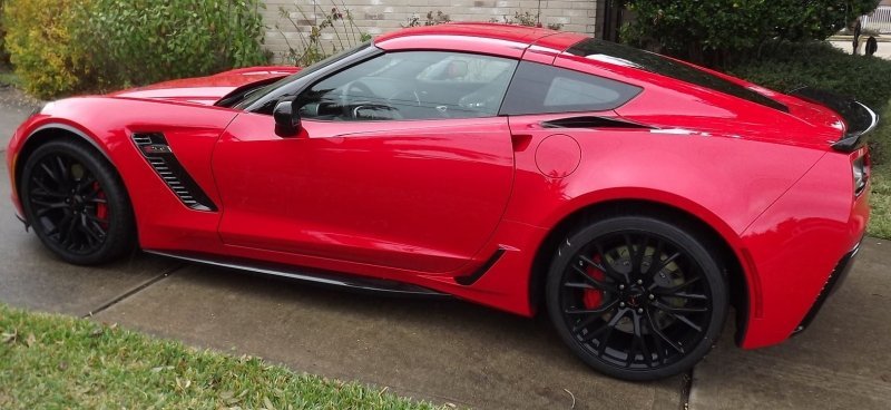 C7 Corvette Z06 Style Painted Side Skirts - SouthernCarParts.com